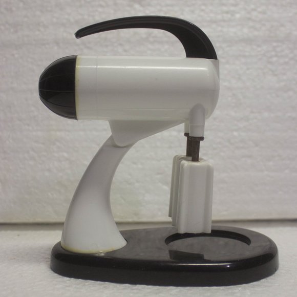 Kitchen | Vintage Stand Mixer Salt And Pepper Shakers | Poshmark